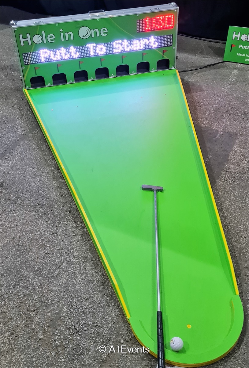 Golf Putting Challenge - Event equipment hire in Newcastle, Leeds ...